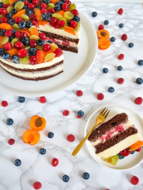 Obsttorte ♥ mit Puddingfüllung und Schokobiskuit